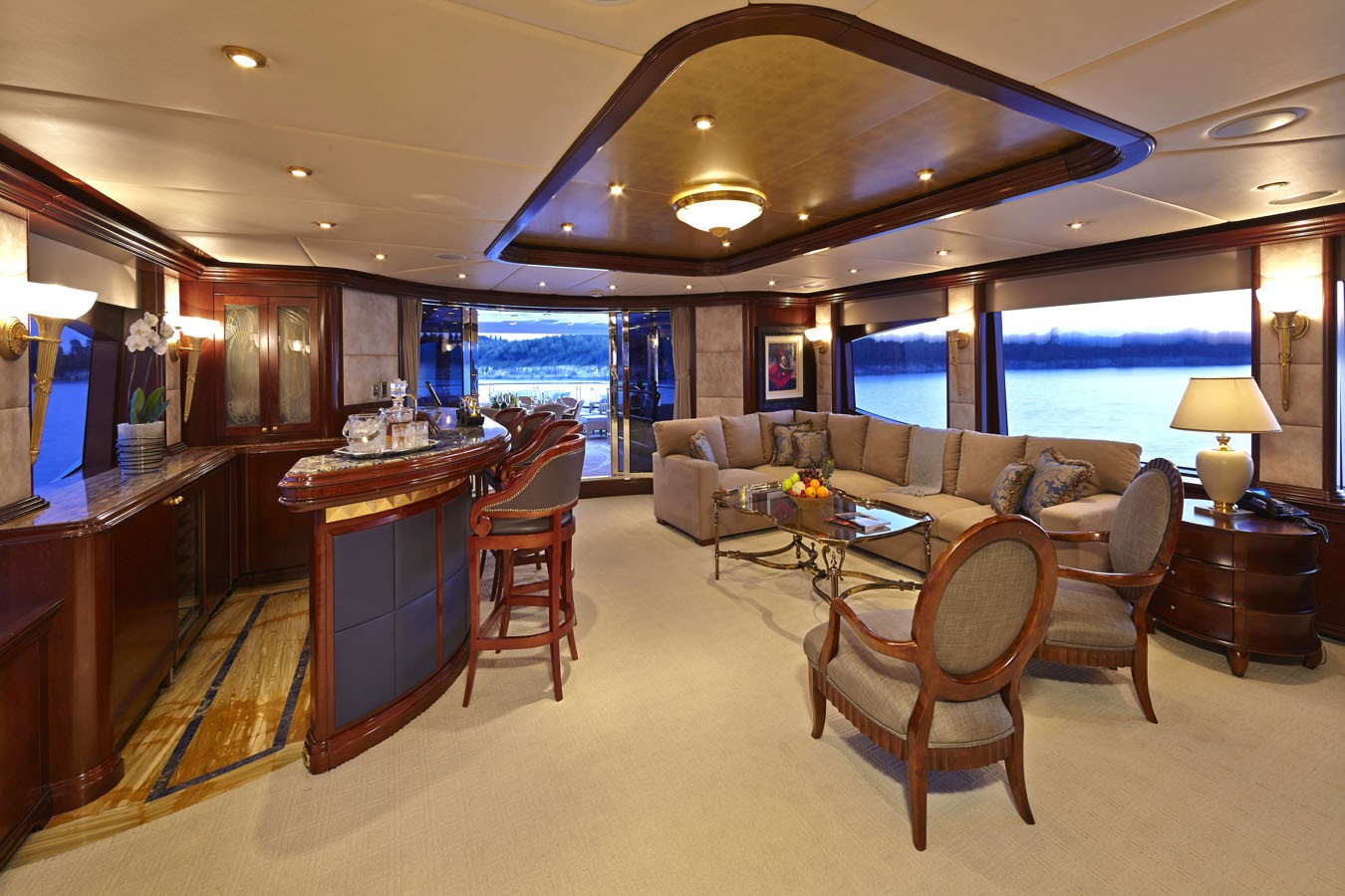 Yacht ZOOM ZOOM ZOOM, Trinity | CHARTERWORLD Luxury Superyacht Charters